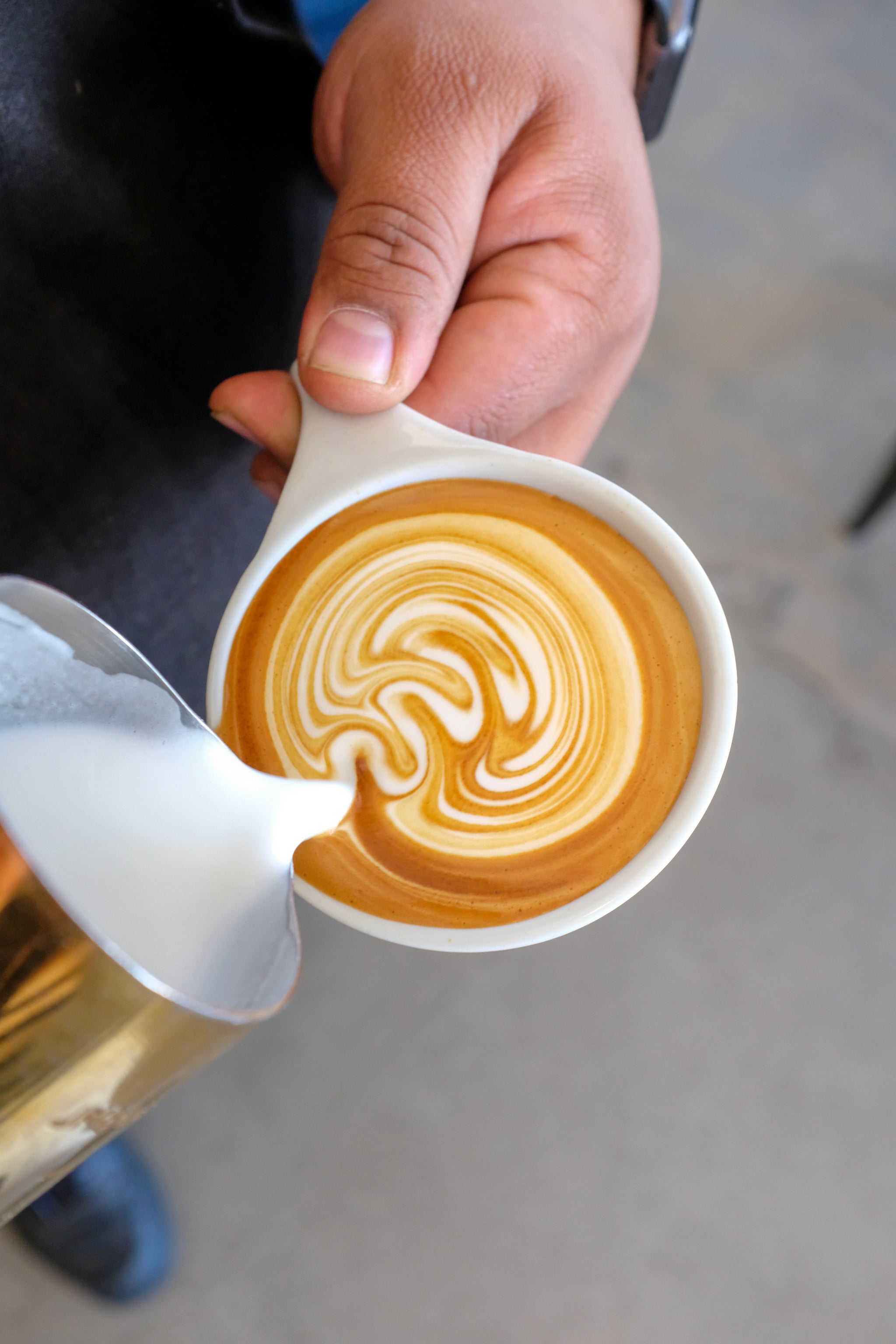 How To Steam Milk For A Latte At Home - Step-by-Step Guide – Menotti's ...